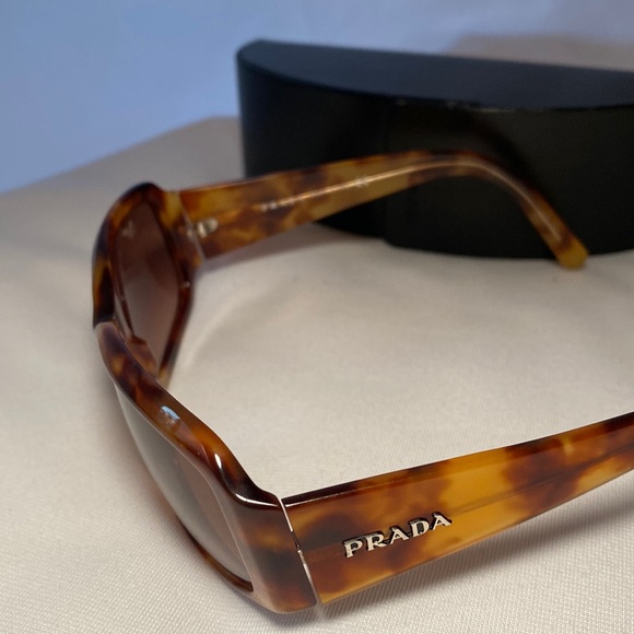 Prada | Accessories | Prada Tortoise Sunglasses Prada Logo On Frame ...